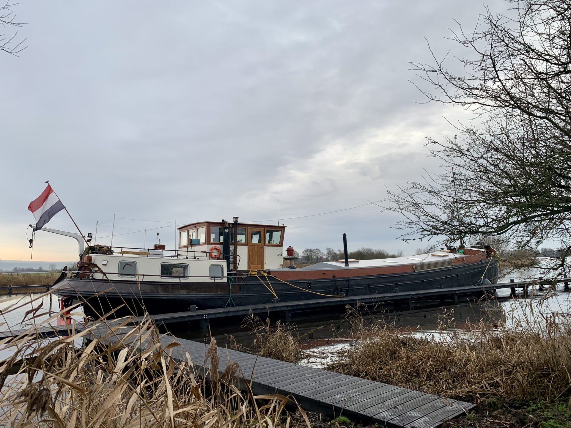 Varend Woonschip Actief, Leeuwarden - VLOT Woonboot van het Jaar-verkiezing